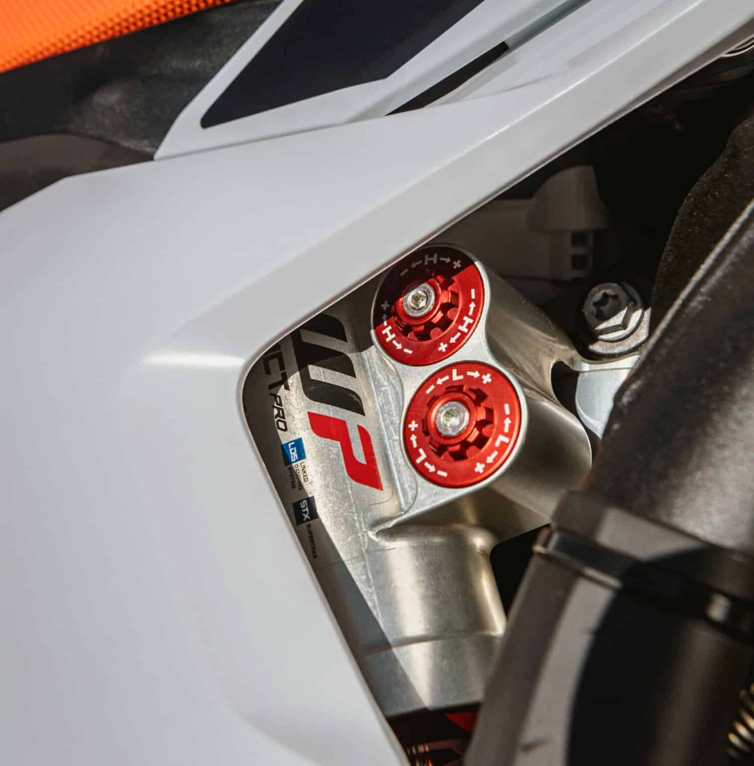 XACT PRO 8950 SHOCK - WP Suspension