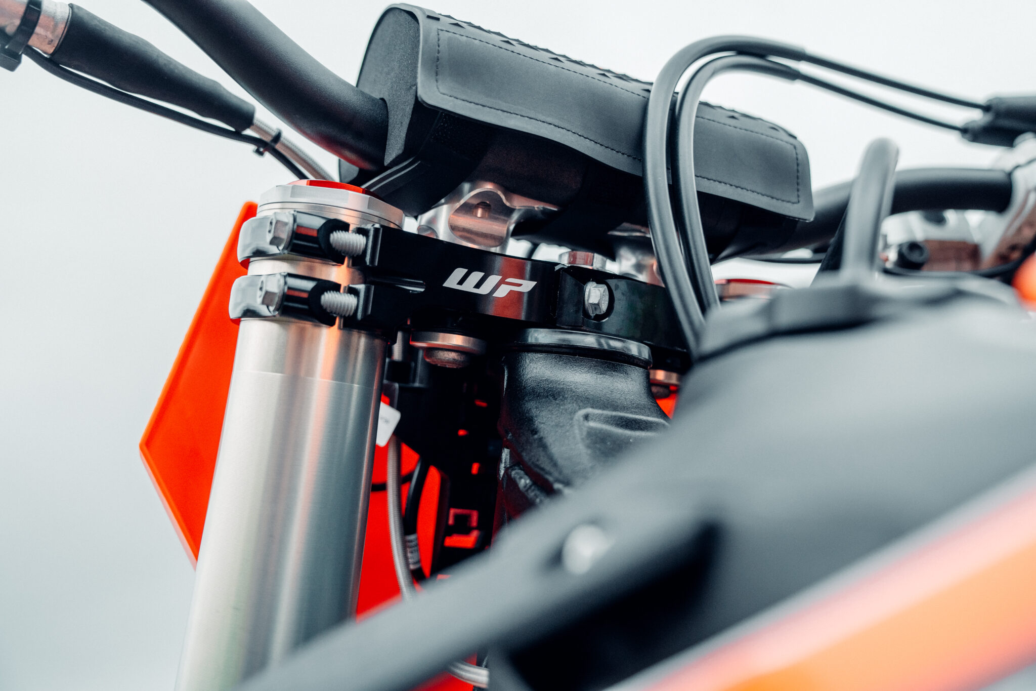 WP FACTORY TRIPLE CLAMP - WP Suspension